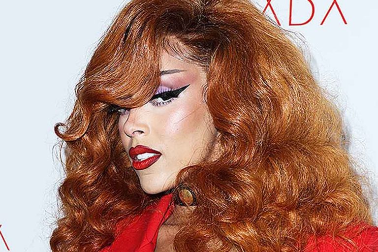 Doja Cat Rocks Low Cut Blazer & Red Hair For Sexy Powerpuff Girls ...