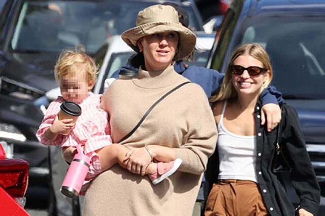 Katy Perry & Orlando Bloom’s Daughter Daisy, 1, Walks All By Herself On ...