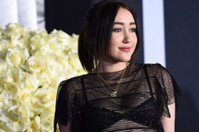 Noah Cyrus, 23, Shakes Light Blue Transparent Dress With Nothing Under ...